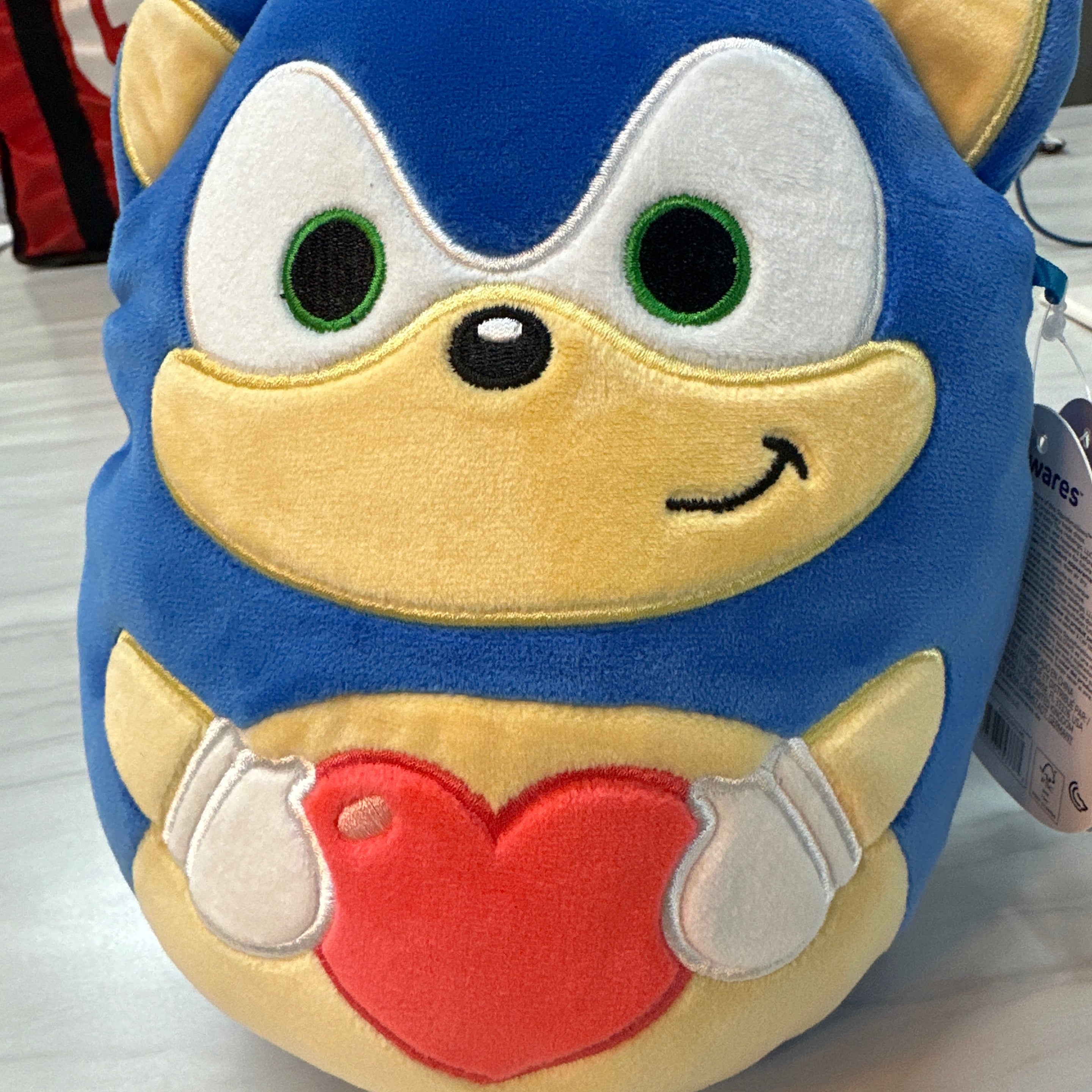 Squishmallows Original 8 inch “Sonic The Hedgehog” Sonic Holding Heart ...